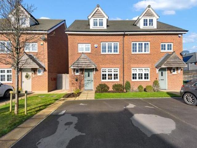 4 Bedroom House Woodford Stockport 101060255