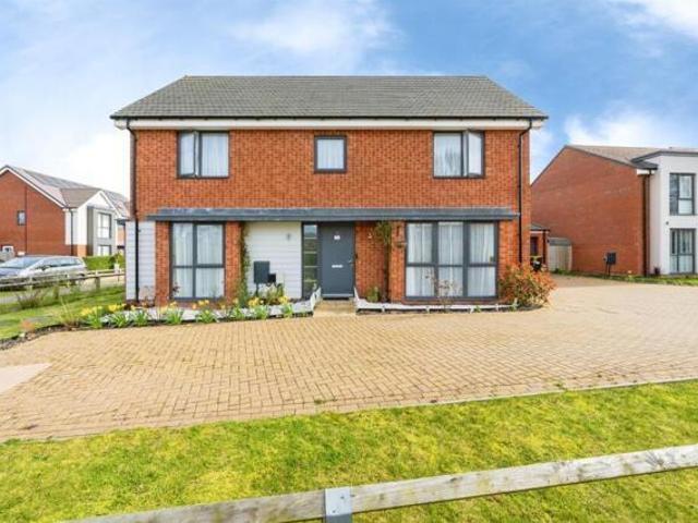 4 Bedroom House Wootton Bedfordshire LS100342951