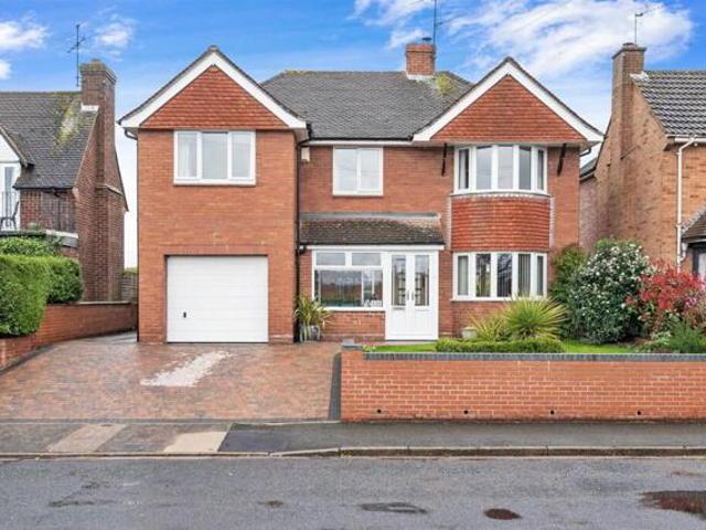 4 Bedroom House Worcester Worcestershire 98864835