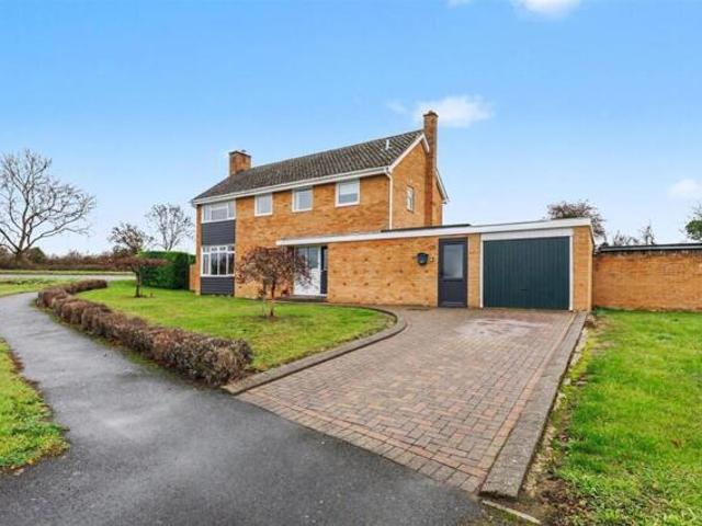 4 Bedroom House Worcestershire Worcestershire 101316086