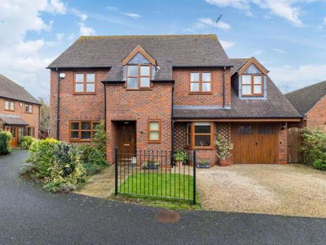 4 Bedroom House Worcestershire Worcestershire 99572076