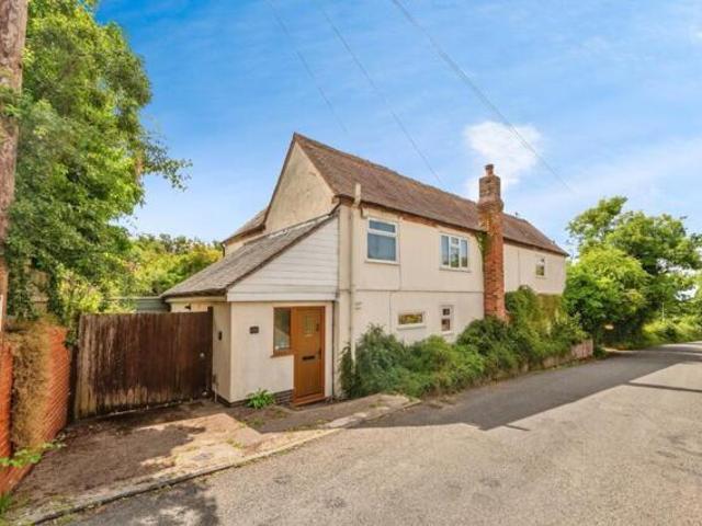4 Bedroom House Worcestershire Worcestershire LS100615077