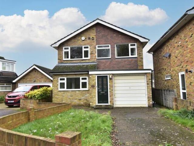 4 Bedroom House Watford Hertfordshire LS100263383