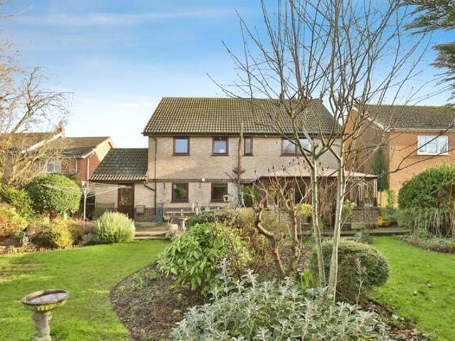 4 Bedroom House Watton Watton 101231743
