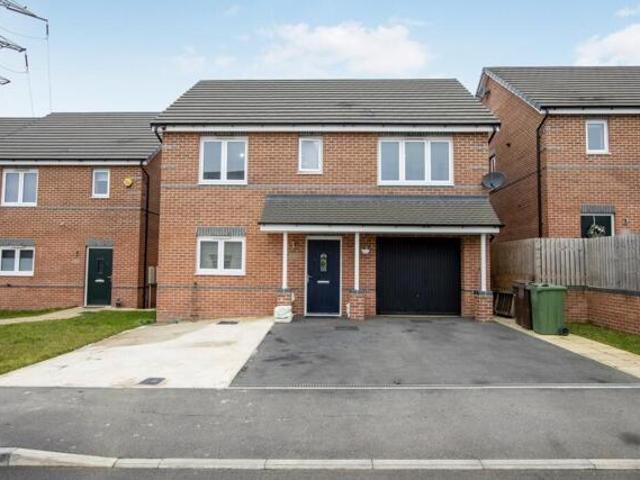 4 Bedroom House Wakefield Wakefield 100786513