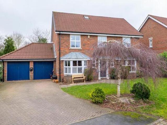 4 Bedroom House Walton Lancashire LS100540964