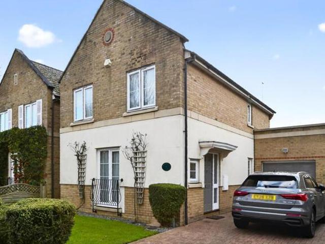 4 Bedroom House Waltham Abbey Essex 100787083