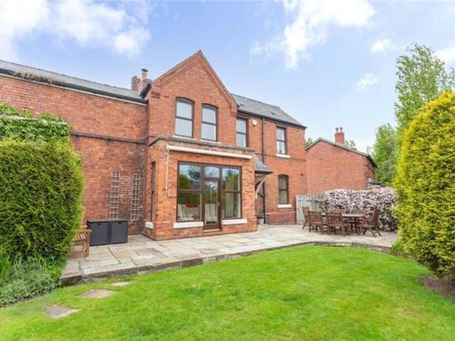 4 Bedroom House Warrington Warrington LS100881487