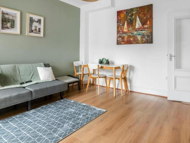 4 Bedroom House Warrington Warrington LS98889216
