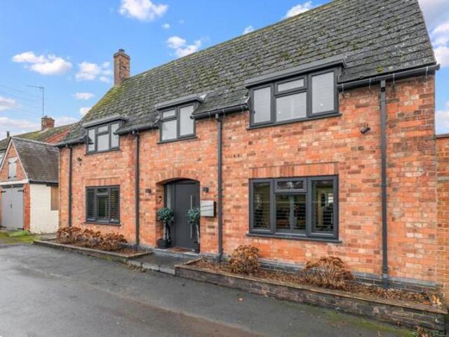 4 Bedroom House Warwickshire Warwickshire 100579003
