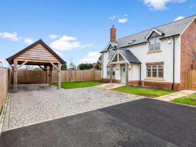 4 Bedroom House Warwickshire Warwickshire 101316160