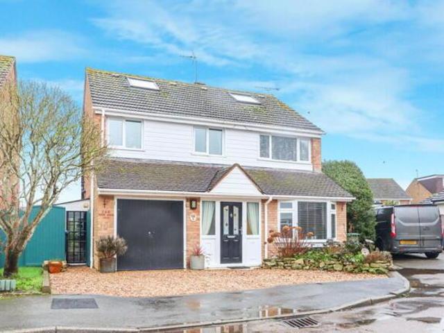 4 Bedroom House Warwickshire Warwickshire LS99277852
