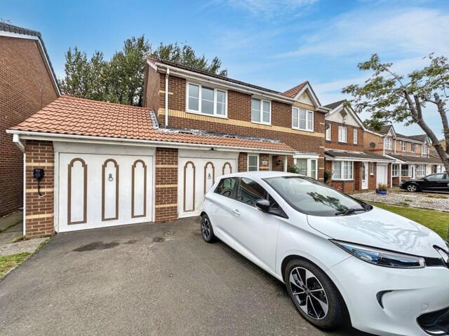 4 Bedroom House Washington Sunderland LS99523716