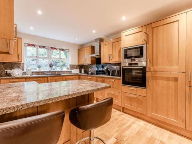 4 Bedroom House Wetherby West Yorkshire LS100263333