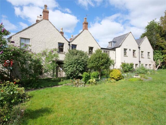 4 Bedroom House Wells Somerset 99840328