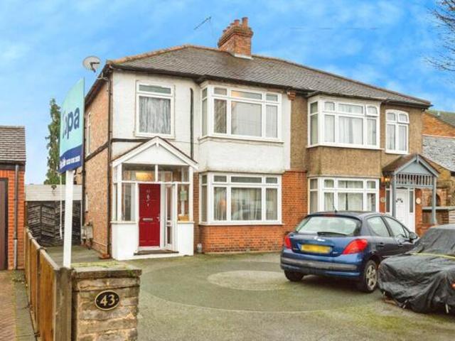 4 Bedroom House West Drayton Greater London LS100649356