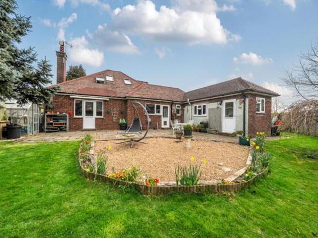 4 Bedroom House West Sussex West Sussex 98687620