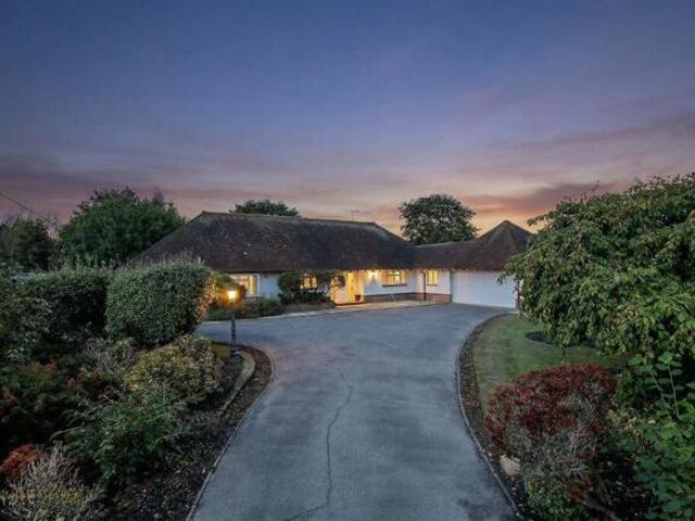 4 Bedroom House West Sussex West Sussex 98118833