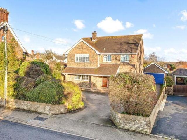 4 Bedroom House West Sussex West Sussex LS101678113