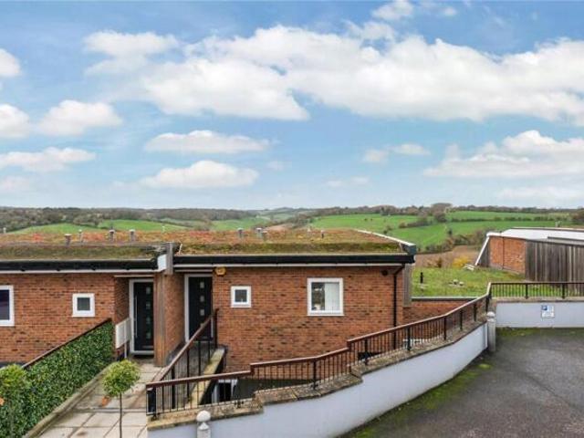 4 Bedroom House Westerham Greater London 98834796