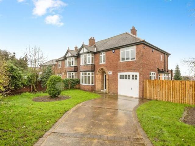 4 Bedroom House Wheatley Hampshire LS99381047