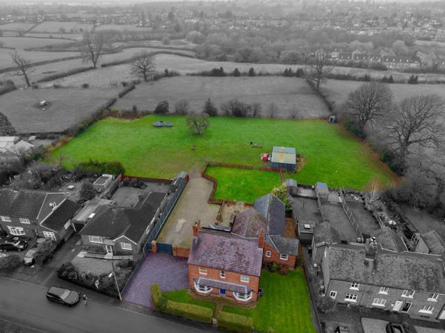 4 Bedroom House Whitchurch Shropshire LS101674667