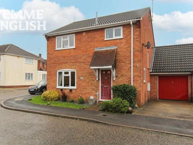 4 Bedroom House Wickford Essex 100426458