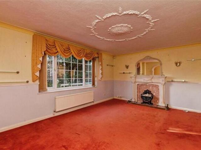 4 Bedroom House Wickford Essex 98687633