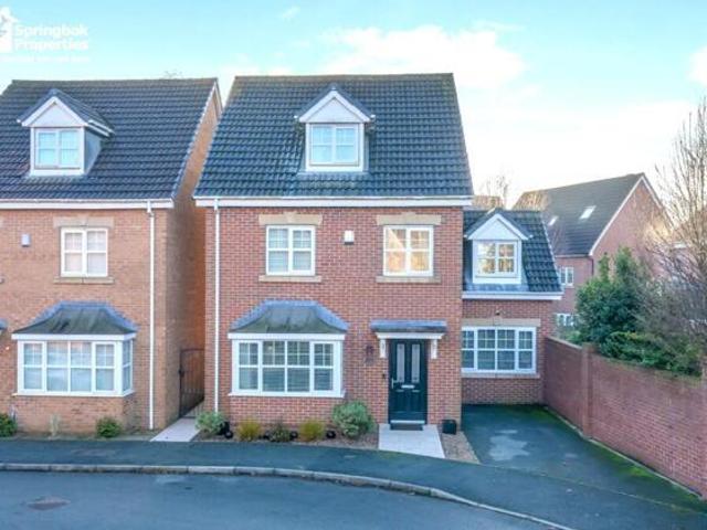4 Bedroom House Widnes Merseyside 98612280
