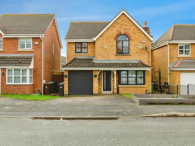 4 Bedroom House Wigan Wigan LS101677454
