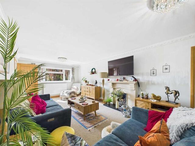4 Bedroom House Wilbarston Wilbarston LS100426487