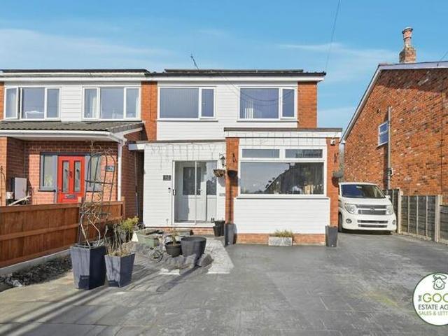 4 Bedroom House Wilmslow Cheshire East 101119505