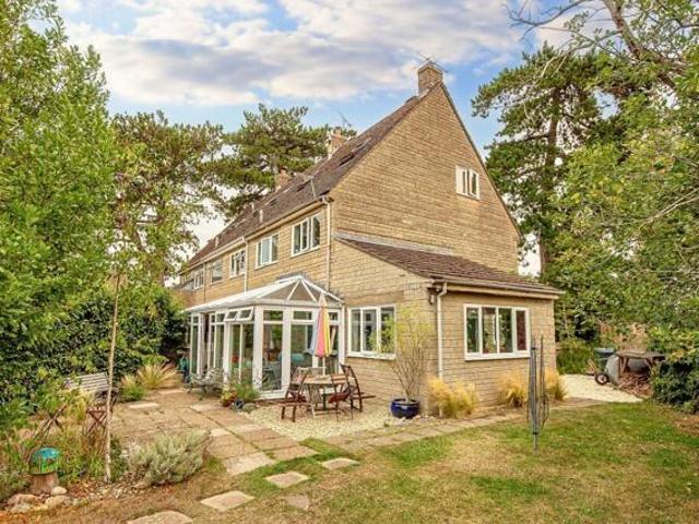 4 Bedroom House Wiltshire Wiltshire LS99290597