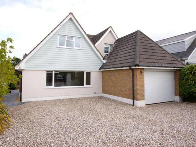 4 Bedroom House Wimborne Dorset LS101678736