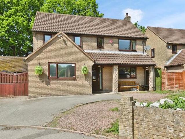 4 Bedroom House Wimborne Dorset 100855083