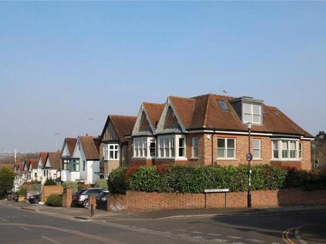 4 Bedroom House Wimbledon Greater London LS100615260