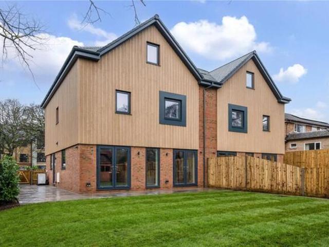 4 Bedroom House Winchester Hampshire 100398383