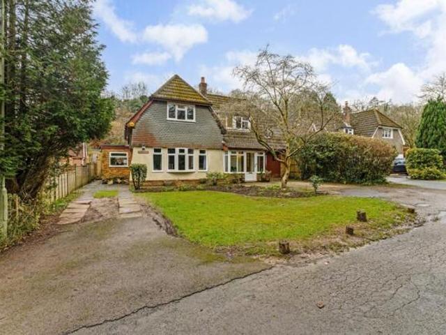 4 Bedroom House Winchester Hampshire 98687536