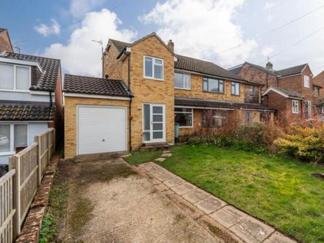 4 Bedroom House Winchester Hampshire LS100398603