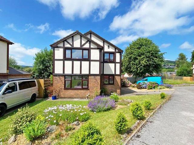 4 Bedroom House Wye Merthyr Tydfil LS98386708