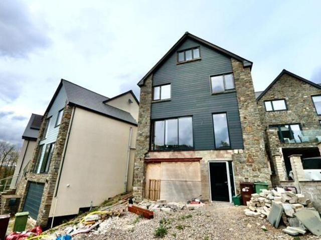 4 Bedroom House Wye Caerphilly LS98834433