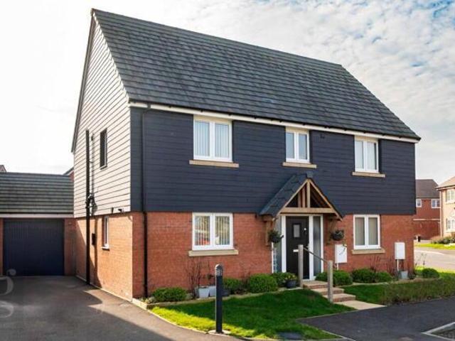 4 Bedroom House Wye Kent 99773691