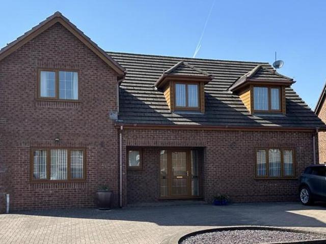 4 Bedroom House Wye Kent LS101316367