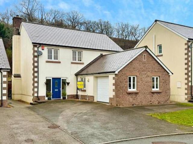 4 Bedroom House Wye Powys 100953640