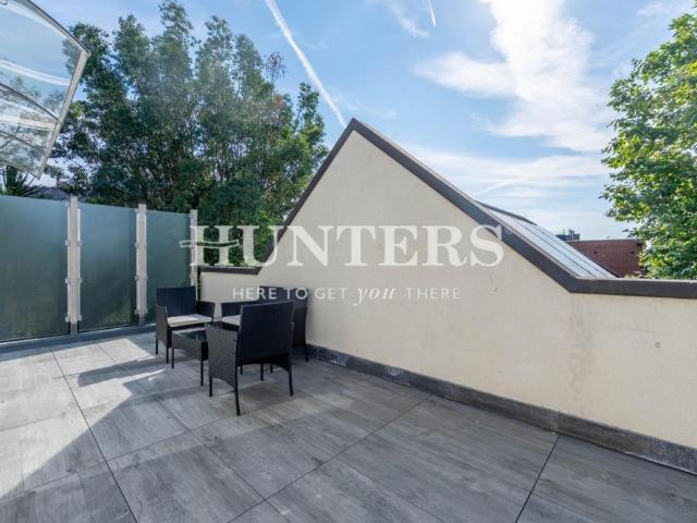 4 bedroom House To Let Total Size: 1905 SQ FT