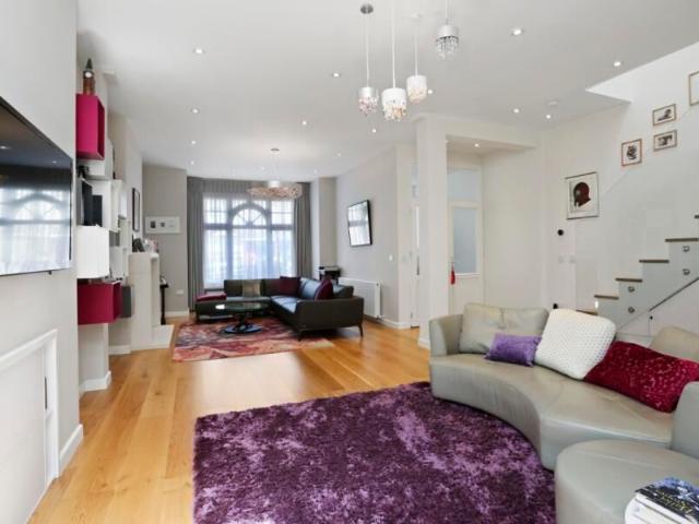 4 Bedroom House To Let