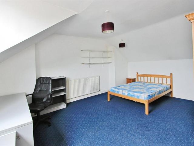 4 bedroom House To Let
