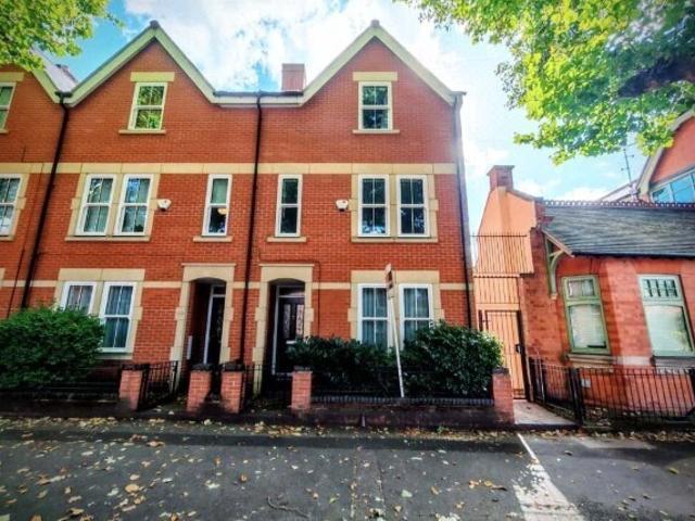 4 bedroom house to rent