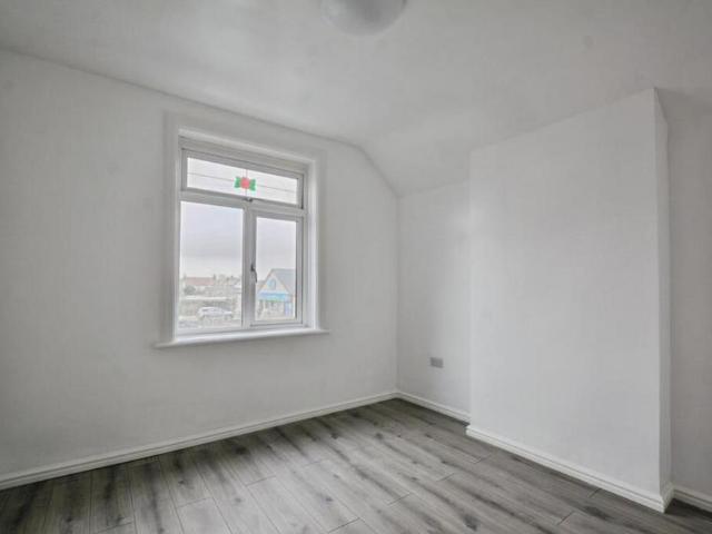 4 bedroom house to rent