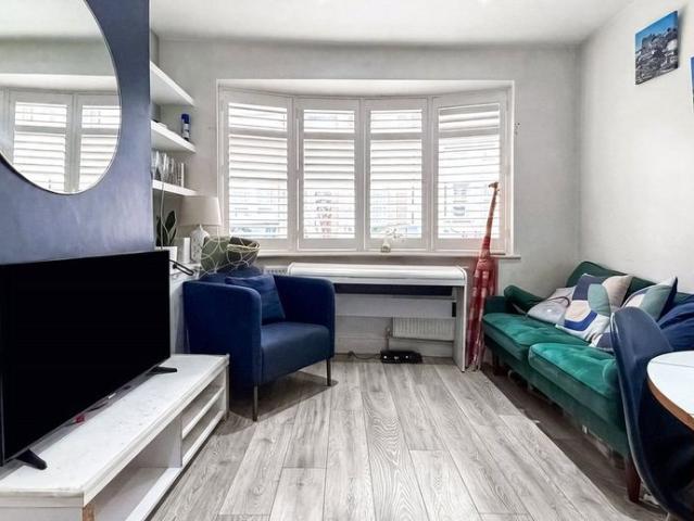 4 bedroom house to rent